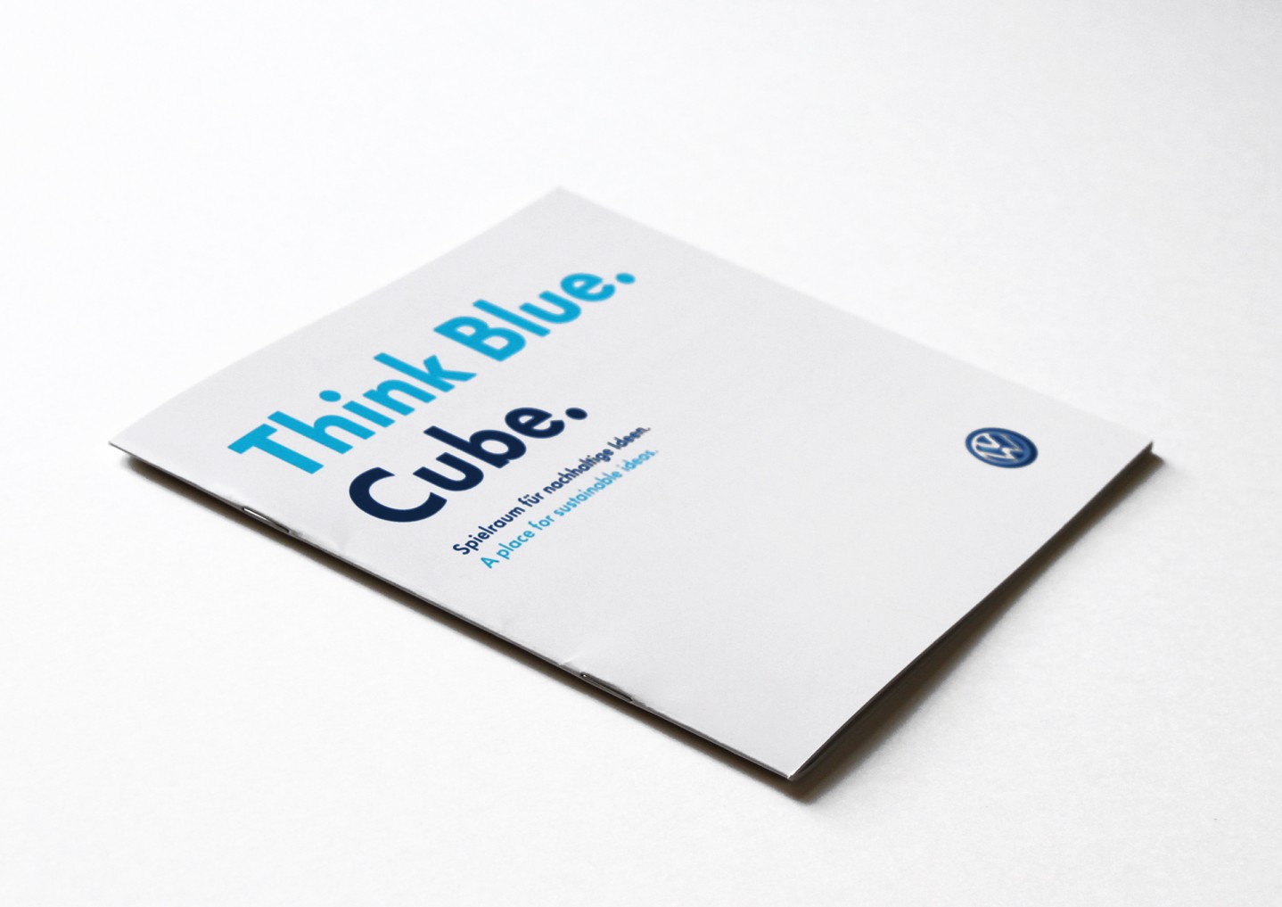 VW Think Blue. Cube. 3D-Illustration - xoio
